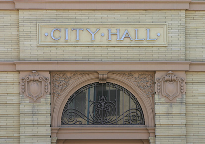 What Are the Duties of a City Mayor? | Career Trend