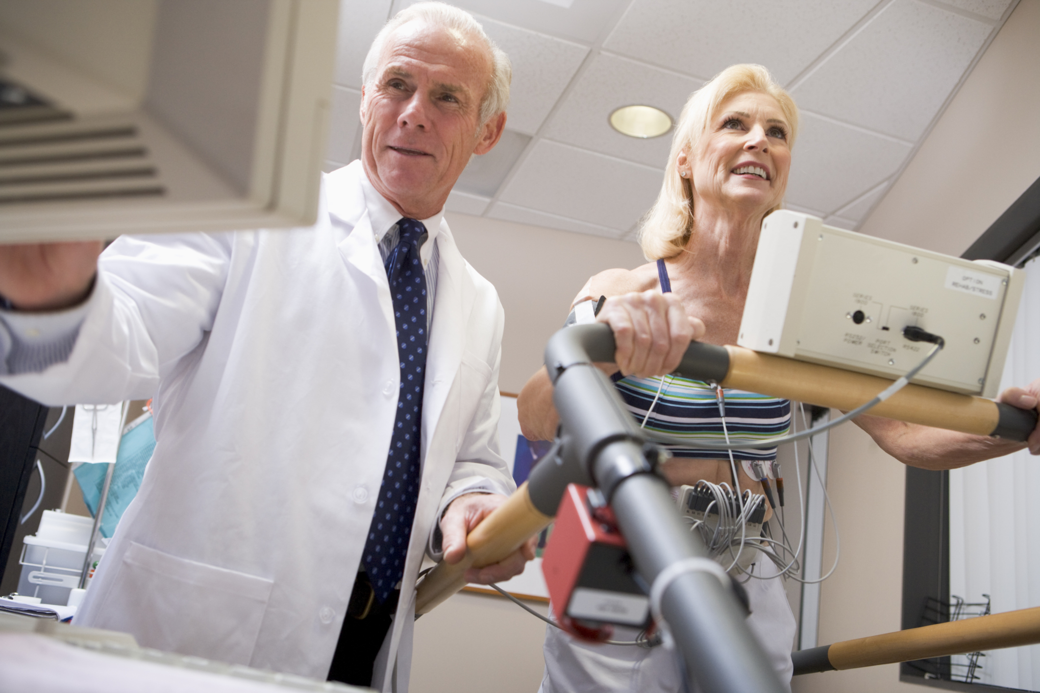 What Does A Cardiologist Do Career Trend