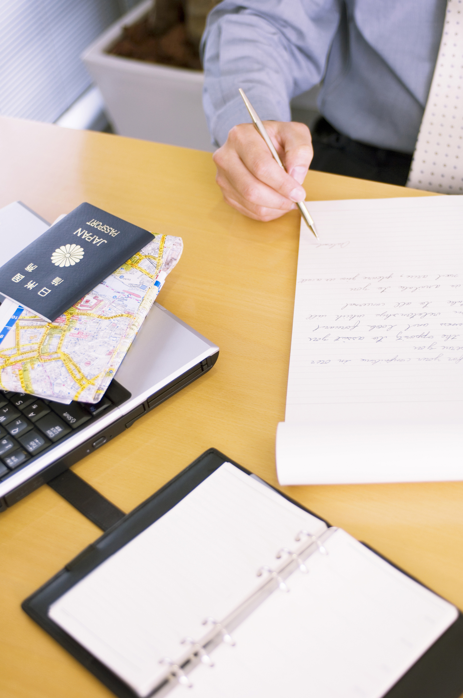 How To Write A Block Style Letter The Pen And The Pad