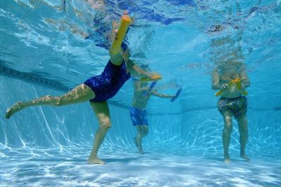 How to Exercise With a Water Aerobics Routine | Healthy Living