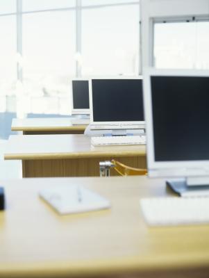 What Causes Horizontal Lines on an LCD Panel? | It Still Works